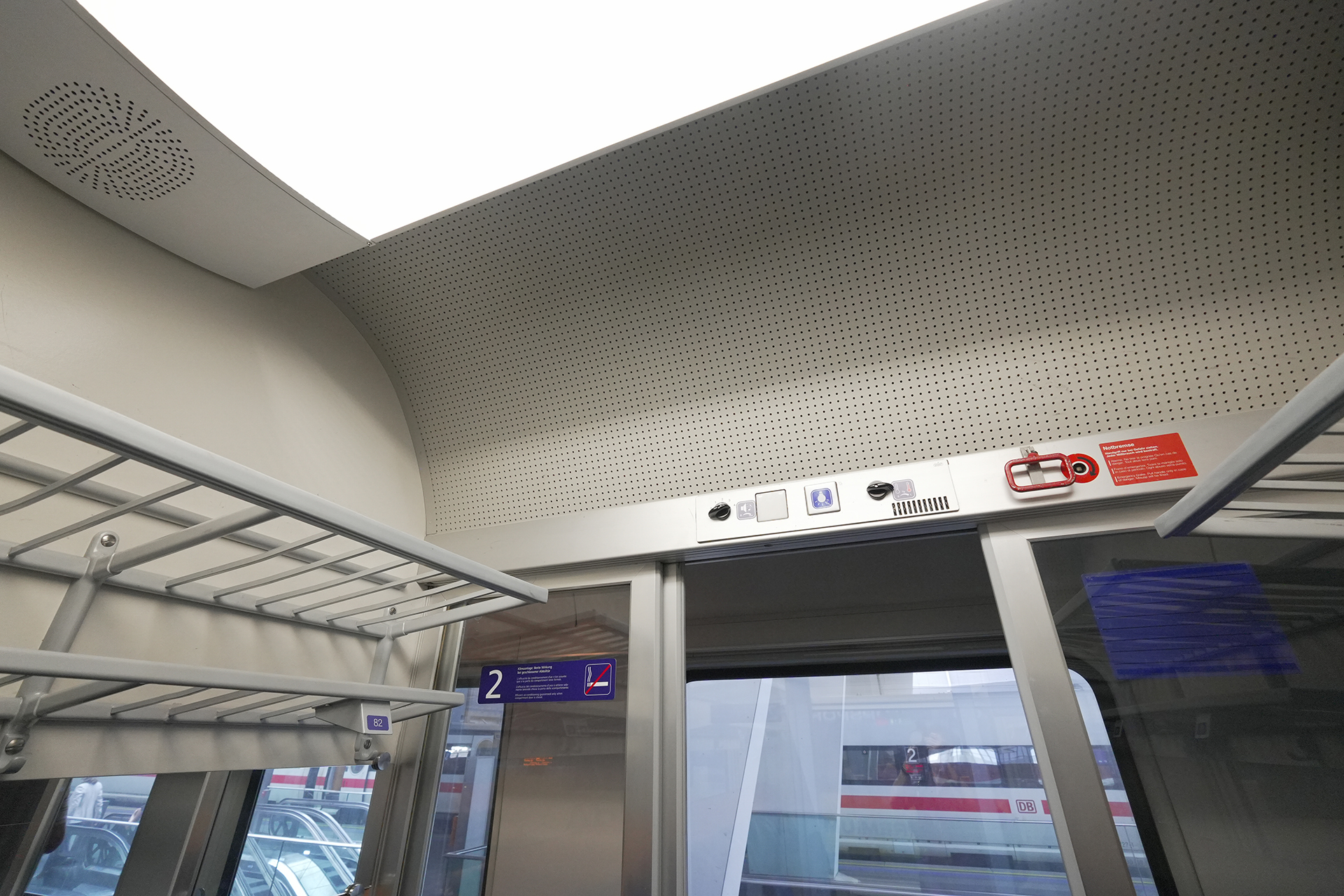 【車両紹介】Bmz61＜2等車コンパートメント＞｜オーストリア鉄道ラボ